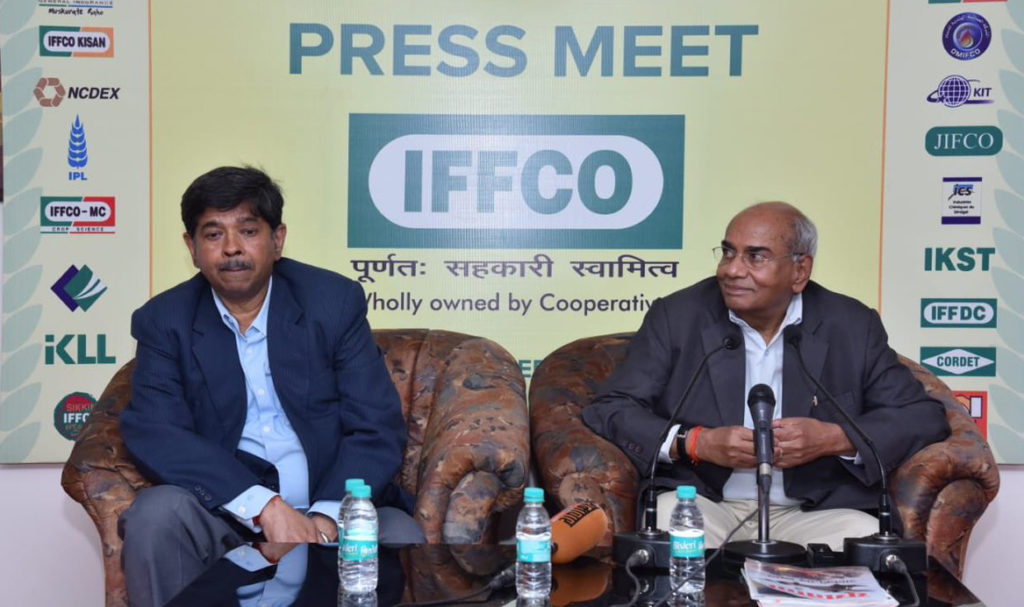 Production targets: IFFCO MD tours fertilizer plants, bucks up ...