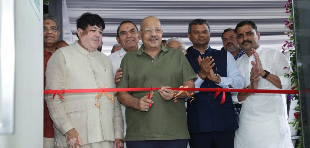 GUJCOMASOL opens state’s first co-op supermarket in Ahmedabad