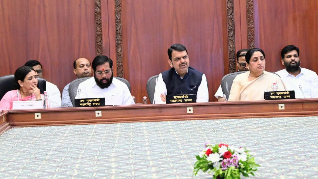 Co-operative Banks Power Maharashtra Farm Waiver